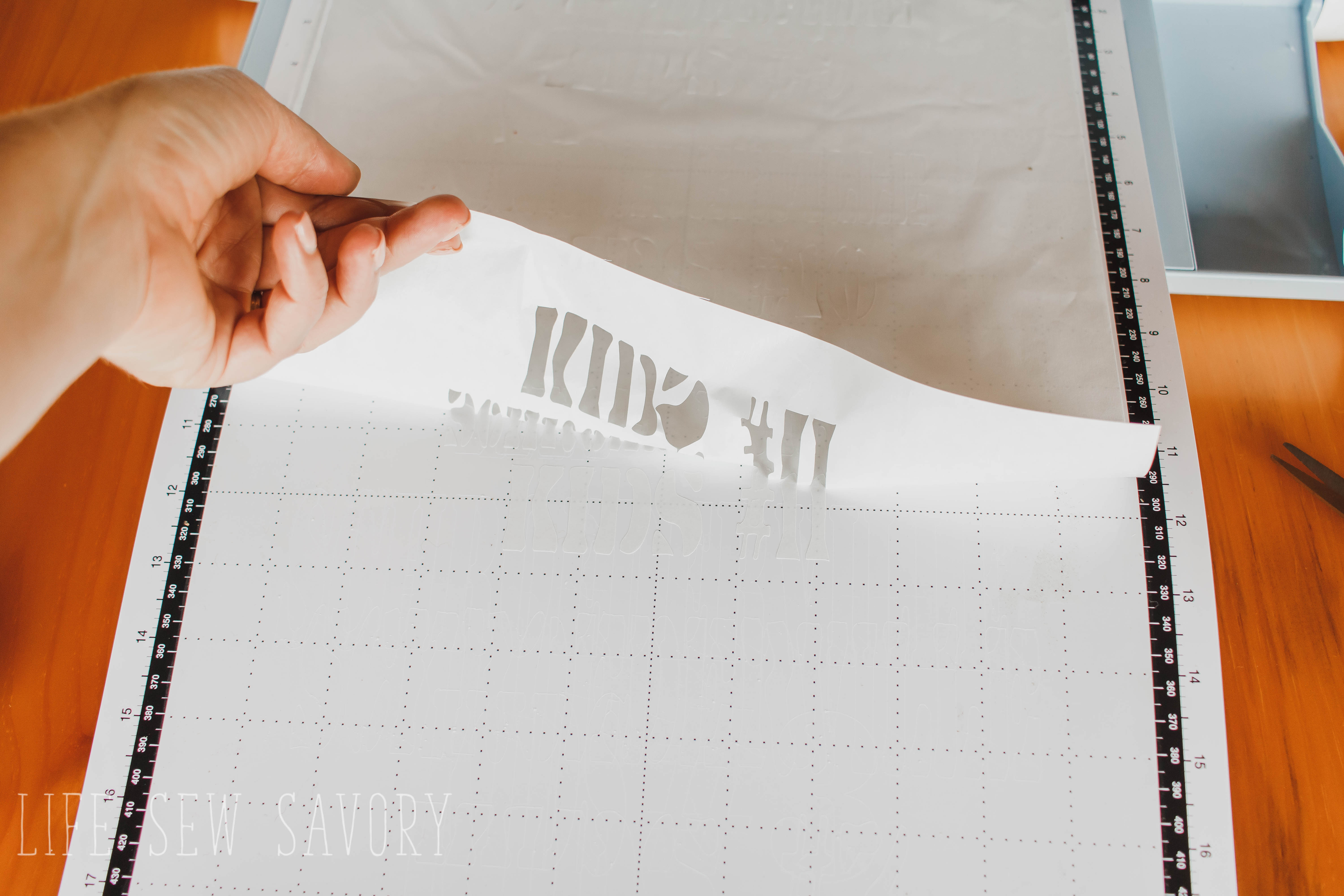 freezer paper stencil tutorial - Life Sew Savory