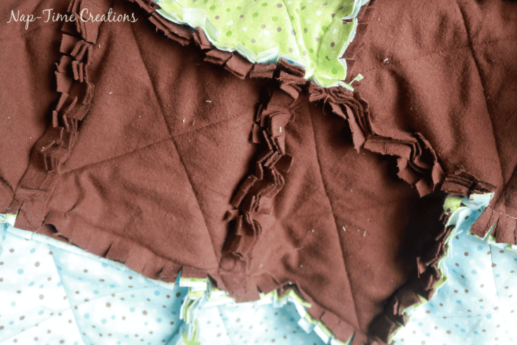 Easy Rag Quilt Tutorial video & photo instructions - Life Sew Savory