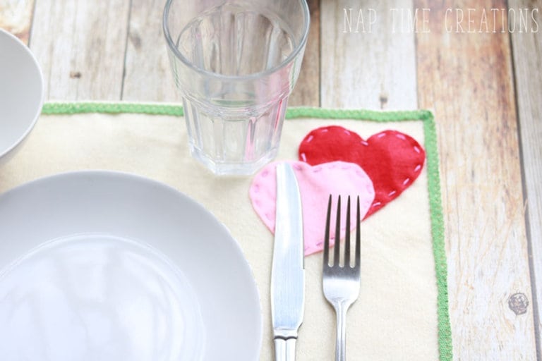 Valentines Felt Placemat - easy project - Life Sew Savory