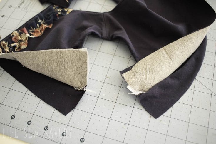 How to sew a lined sleeveless bodice - Life Sew Savory