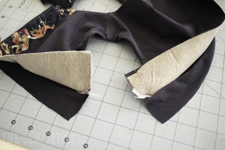 How to sew a lined sleeveless bodice - Life Sew Savory