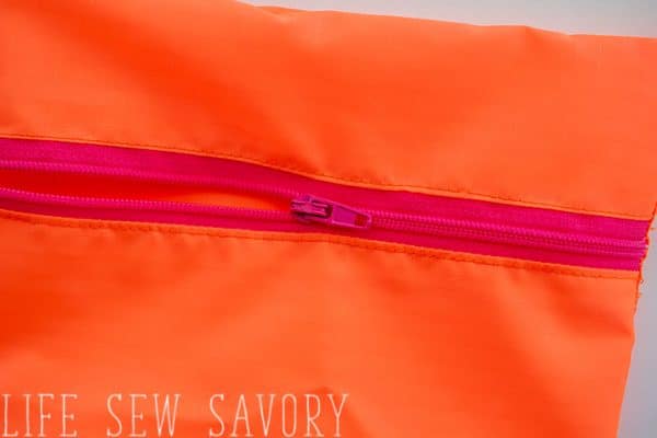 Free Mesh Beach Bag sewing pattern - Life Sew Savory