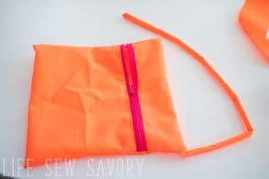 Free Mesh Beach Bag sewing pattern - Life Sew Savory