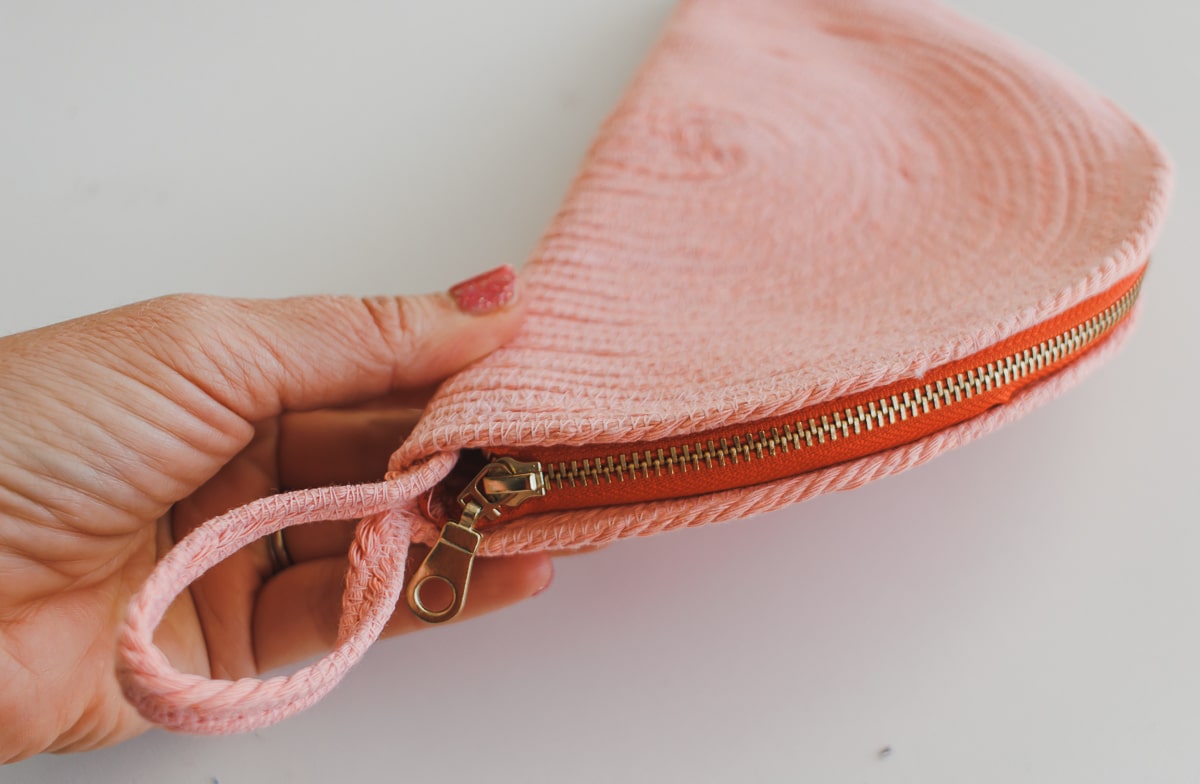 Rope Zipper pouch tutorial - Life Sew Savory