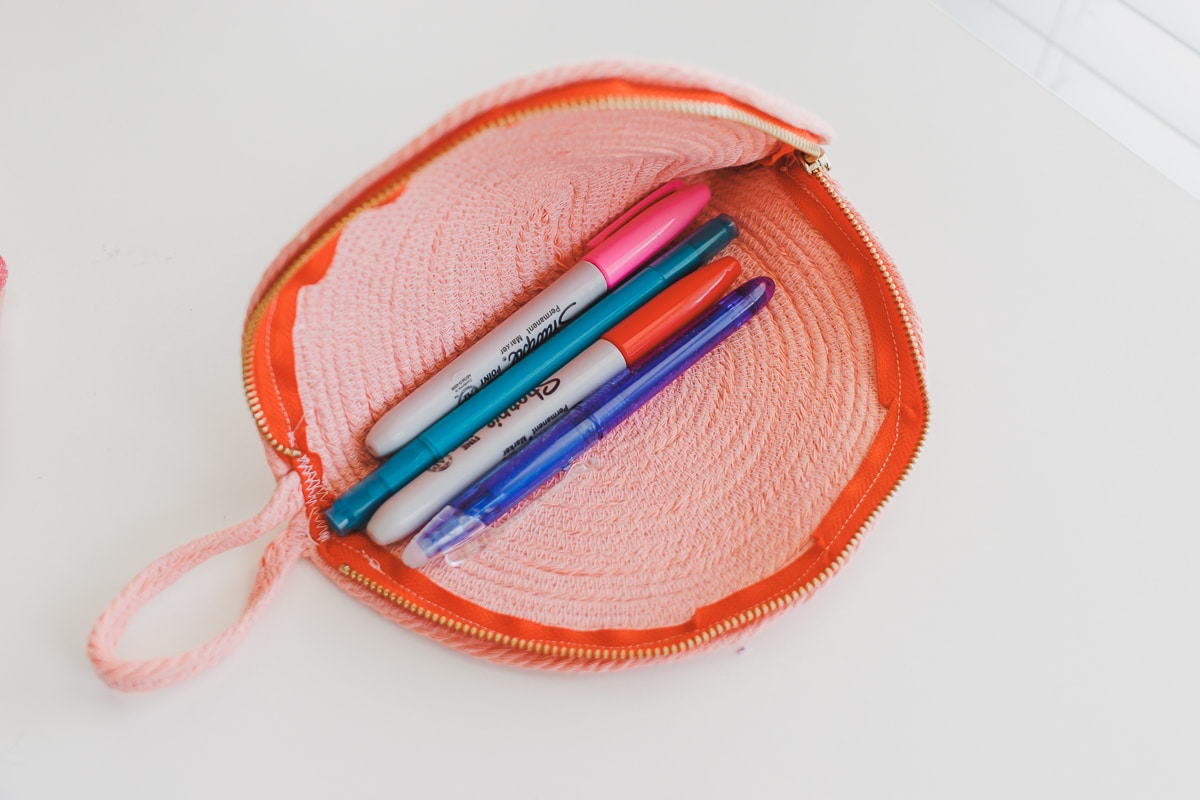 Rope Zipper pouch tutorial - Life Sew Savory