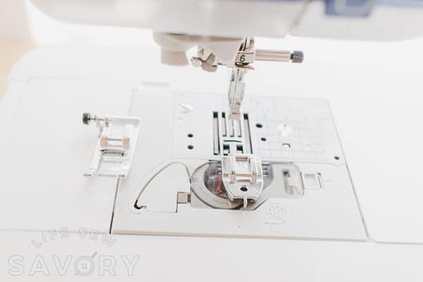 How to sew an Invisible Zipper - Life Sew Savory