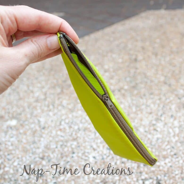 Free Zipper Pouch Patterns to sew - Life Sew Savory