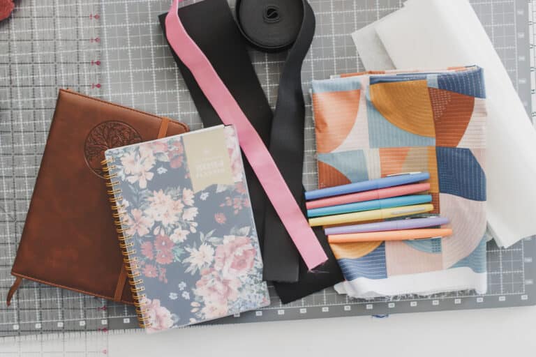 Notebook Pen holder free pdf pattern and tutorial - Life Sew Savory