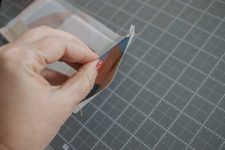 Notebook Pen holder free pdf pattern and tutorial - Life Sew Savory