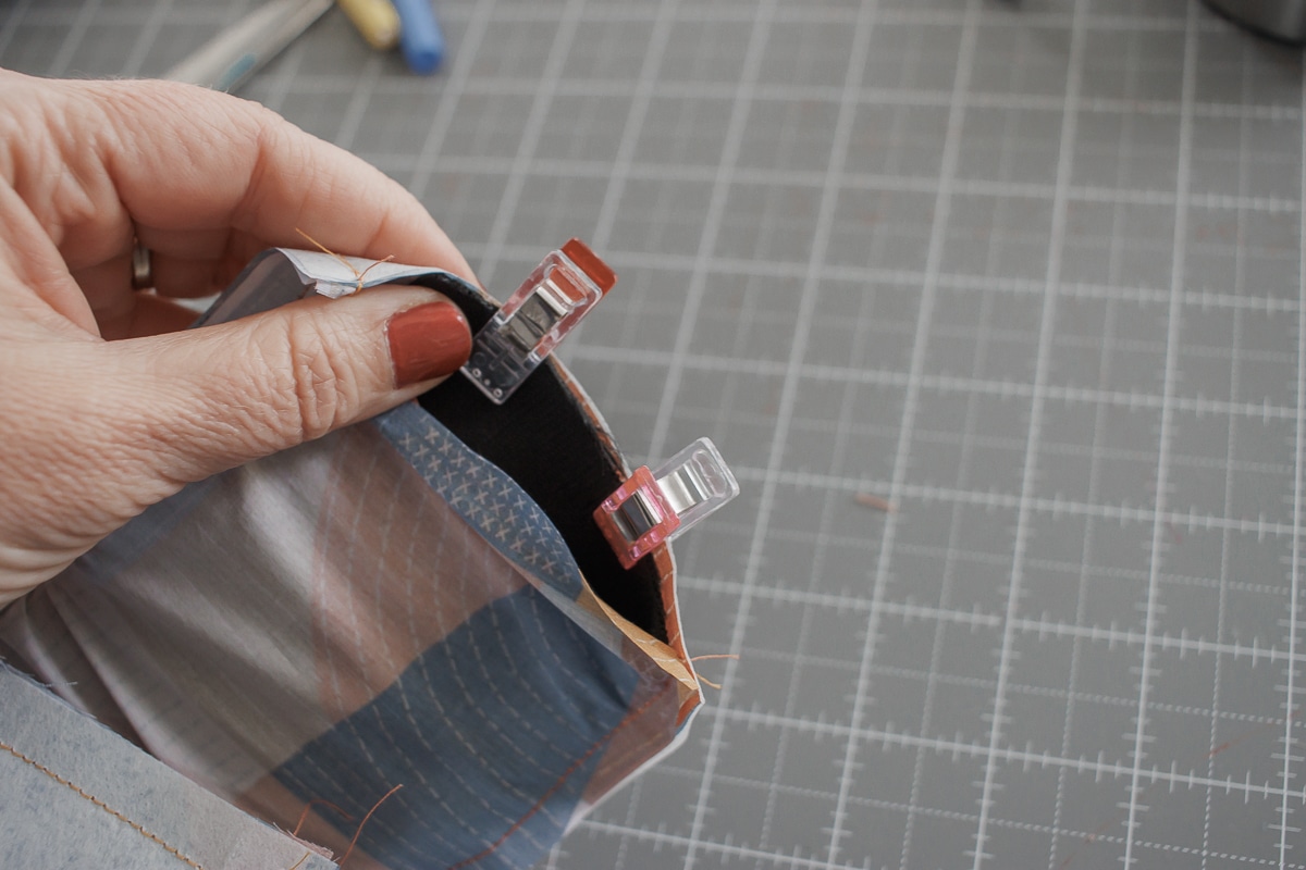 Notebook Pen holder free pdf pattern and tutorial - Life Sew Savory