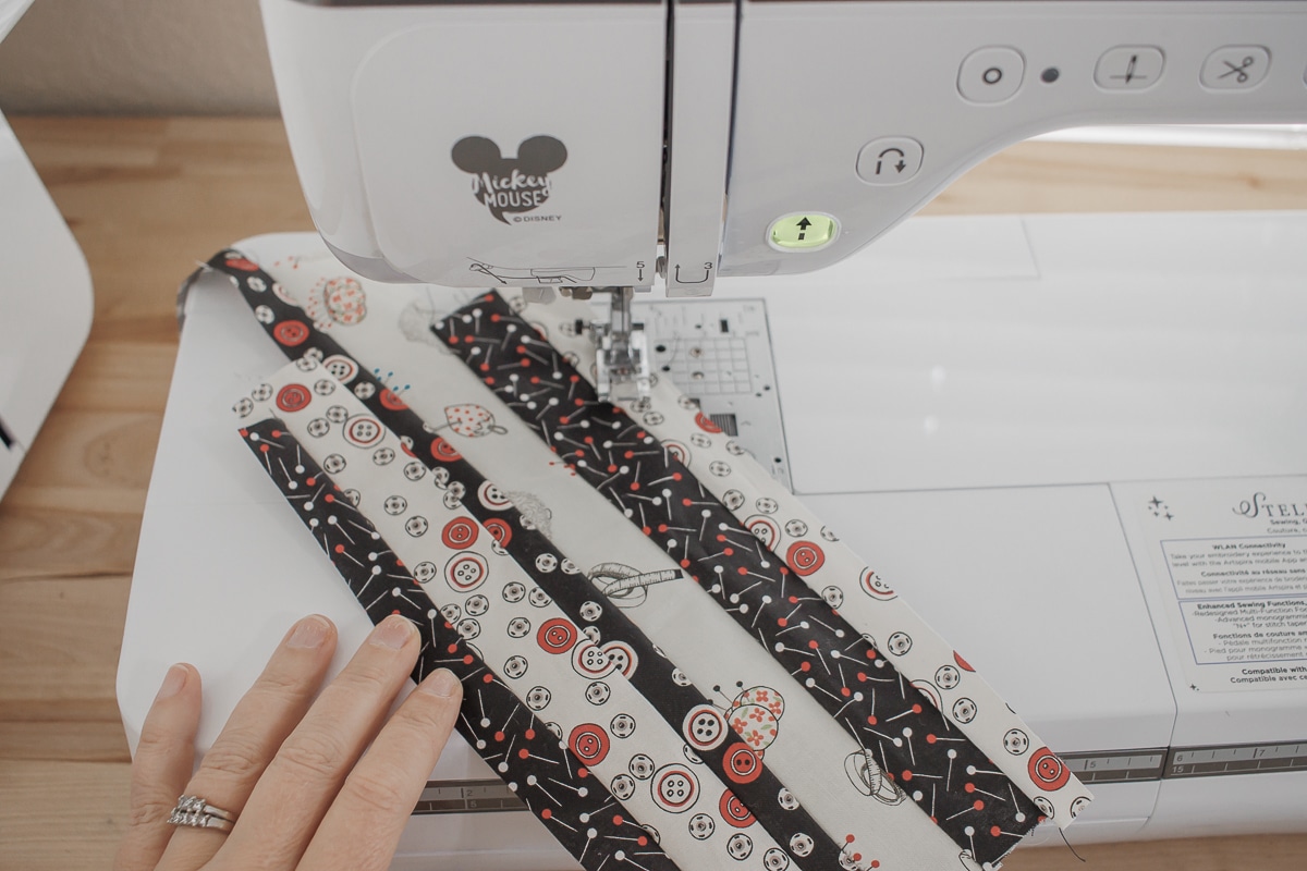 DIY fabric phone case tutorial - Life Sew Savory