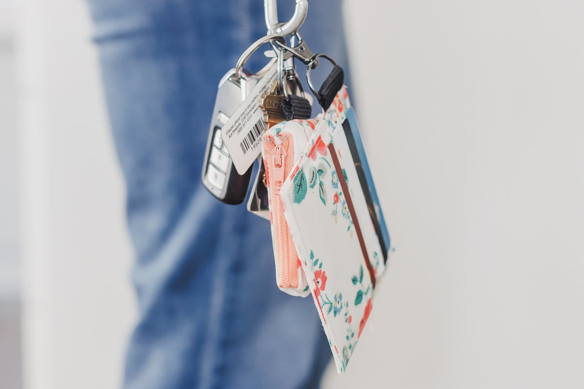 Keychain card wallet free sewing pattern - Life Sew Savory