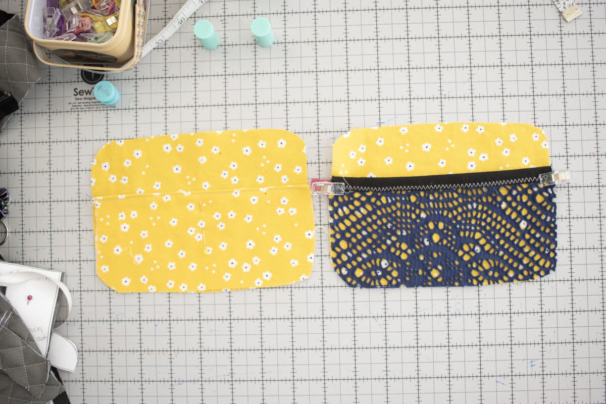 Phone wristlet wallet free sewing pattern - Life Sew Savory