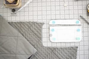 Phone wristlet wallet free sewing pattern - Life Sew Savory