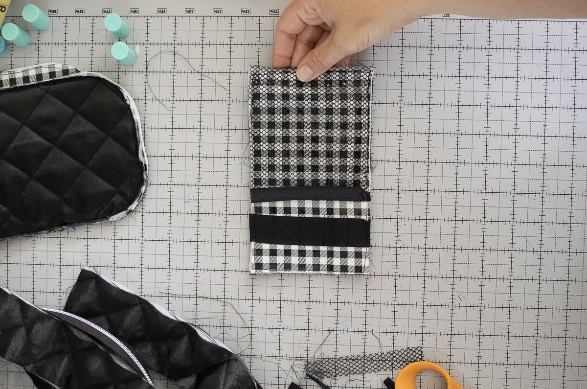 Zippered Pencil Pouch Free sewing pattern - Life Sew Savory