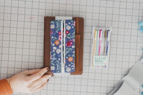 Notebook Pen Holder with Zipper tutorial - Life Sew Savory