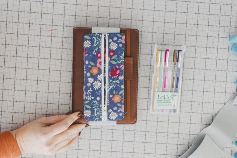 Notebook Pen Holder with Zipper tutorial - Life Sew Savory