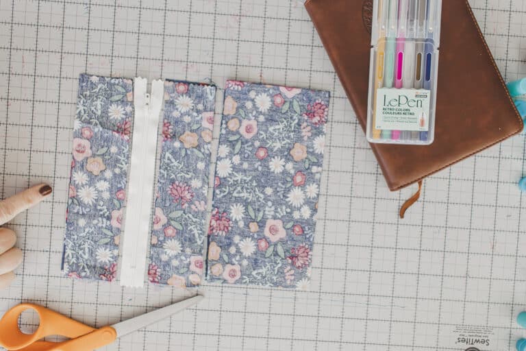 Notebook Pen Holder with Zipper tutorial - Life Sew Savory